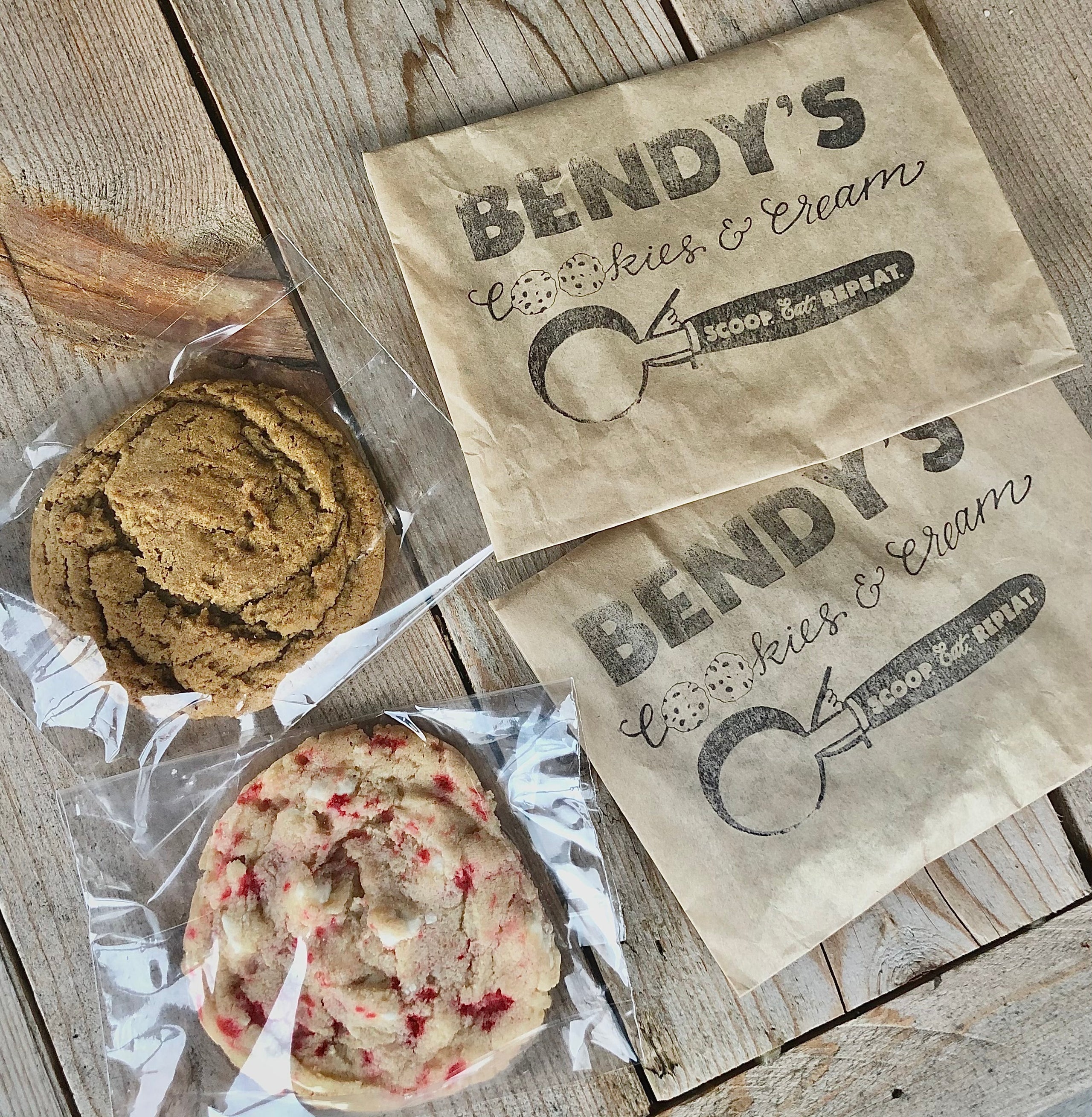 Individually Packaged Fresh Baked Dozen | Bendy's Cookies & Cream ...